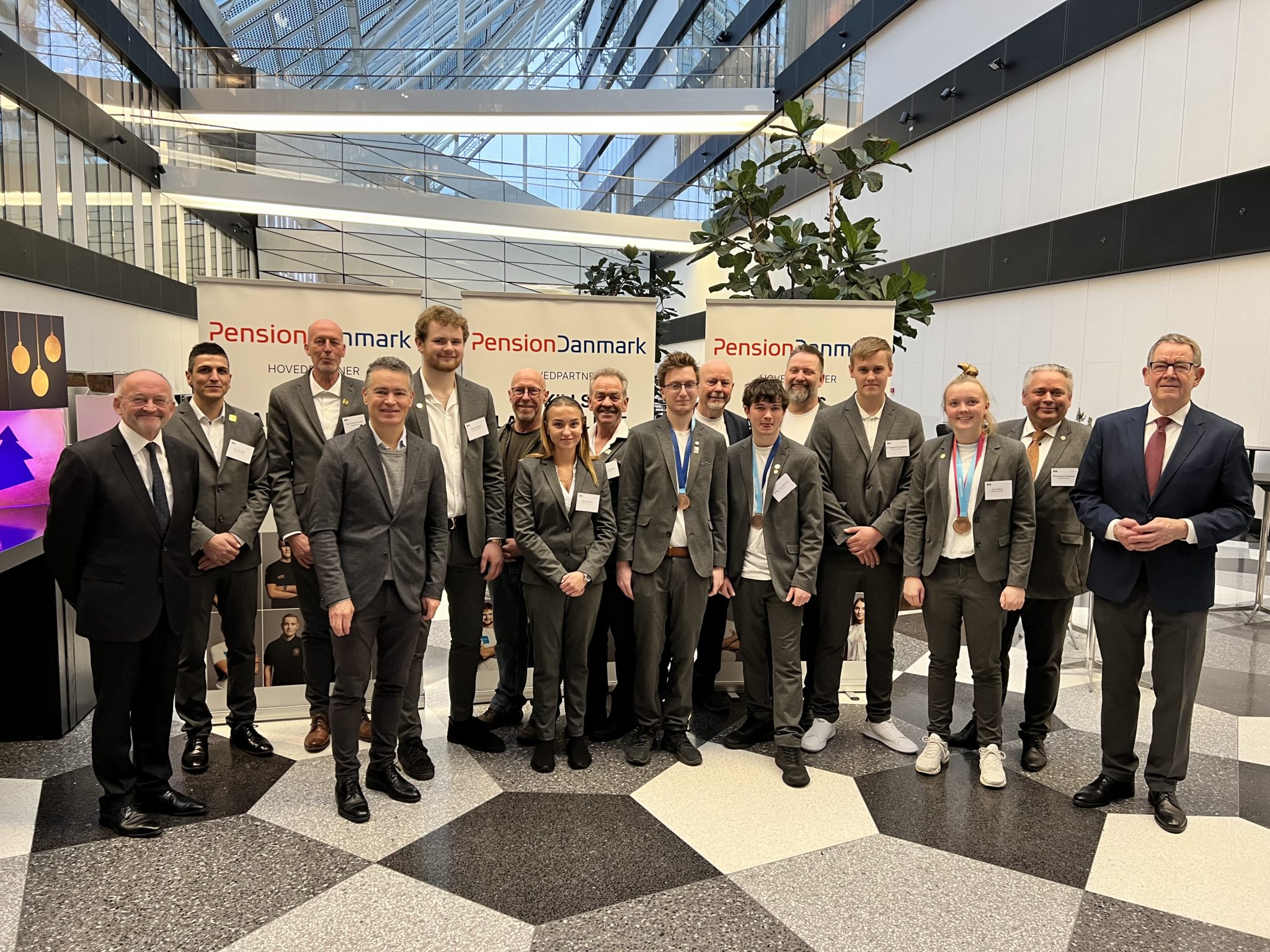 Festlig fejring af Skillslandshold og dommere - SkillsDenmark ...